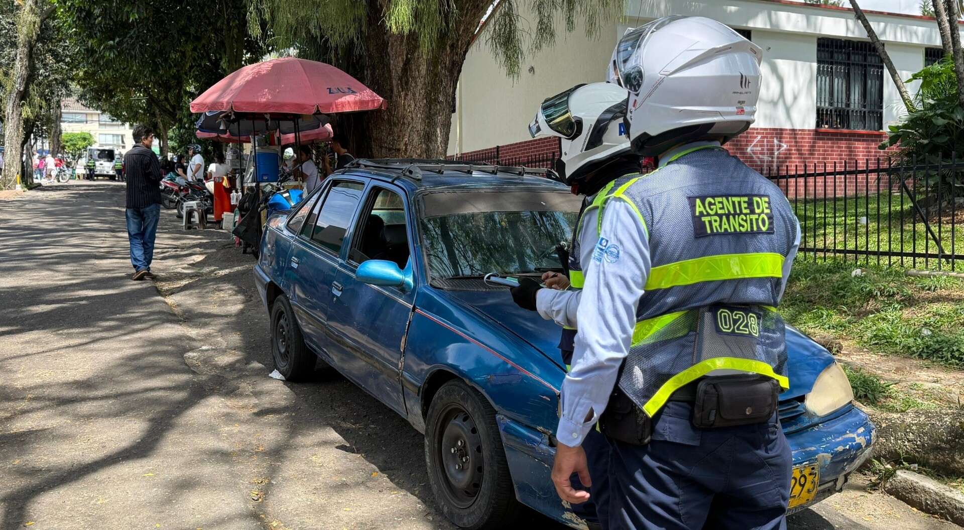 El mal parqueo, la “costumbre” que más sanciones de tránsito deja en ...
