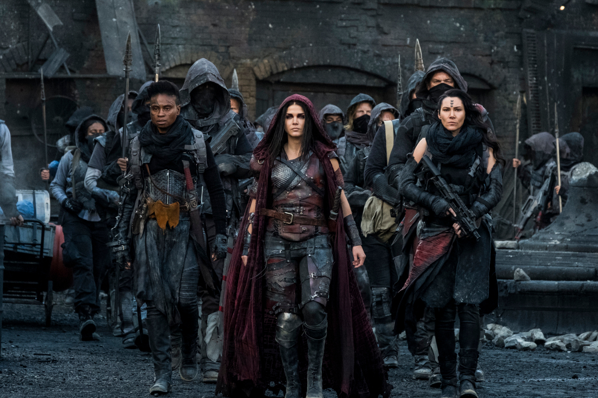'The 100': Season 5 Blu-Ray Review - Dark Character Turns Breed ...
