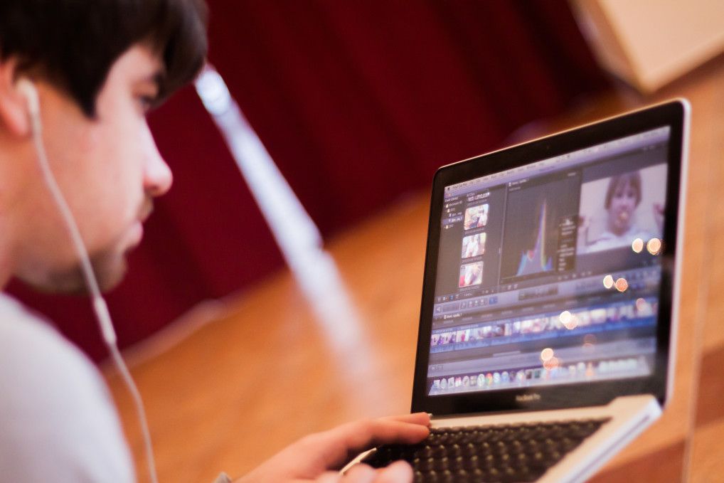 This Free And Simple Video Editing Software Is Perfect For YouTube