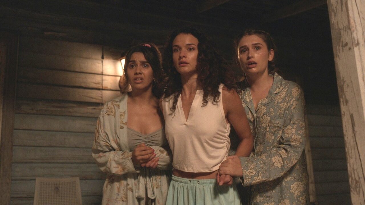 'Slumber Party Massacre' Review (2021) 'Outside of its gore-coated ...