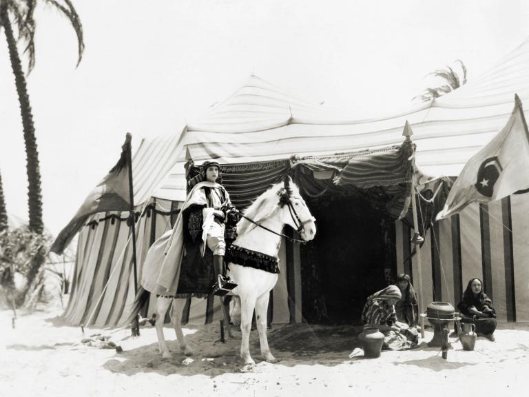 Paramount Presents 'The Sheik' Blu-Ray Review - Rudolph Valentino ...
