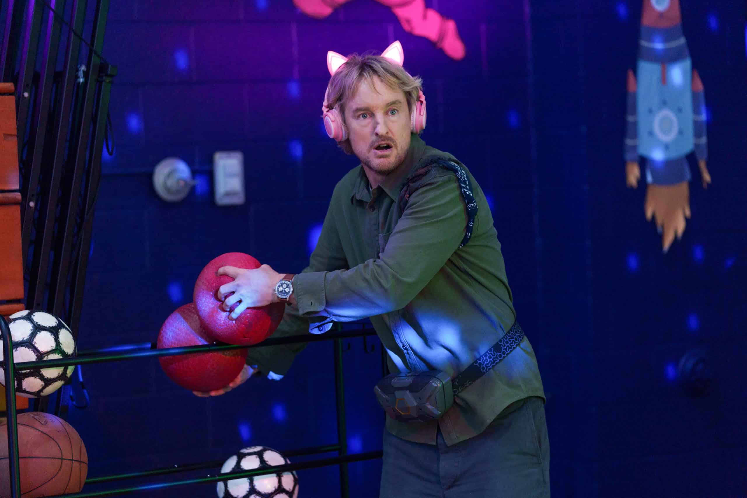 'Secret Headquarters' Blu-Ray Review - Family-Friendly Heroics