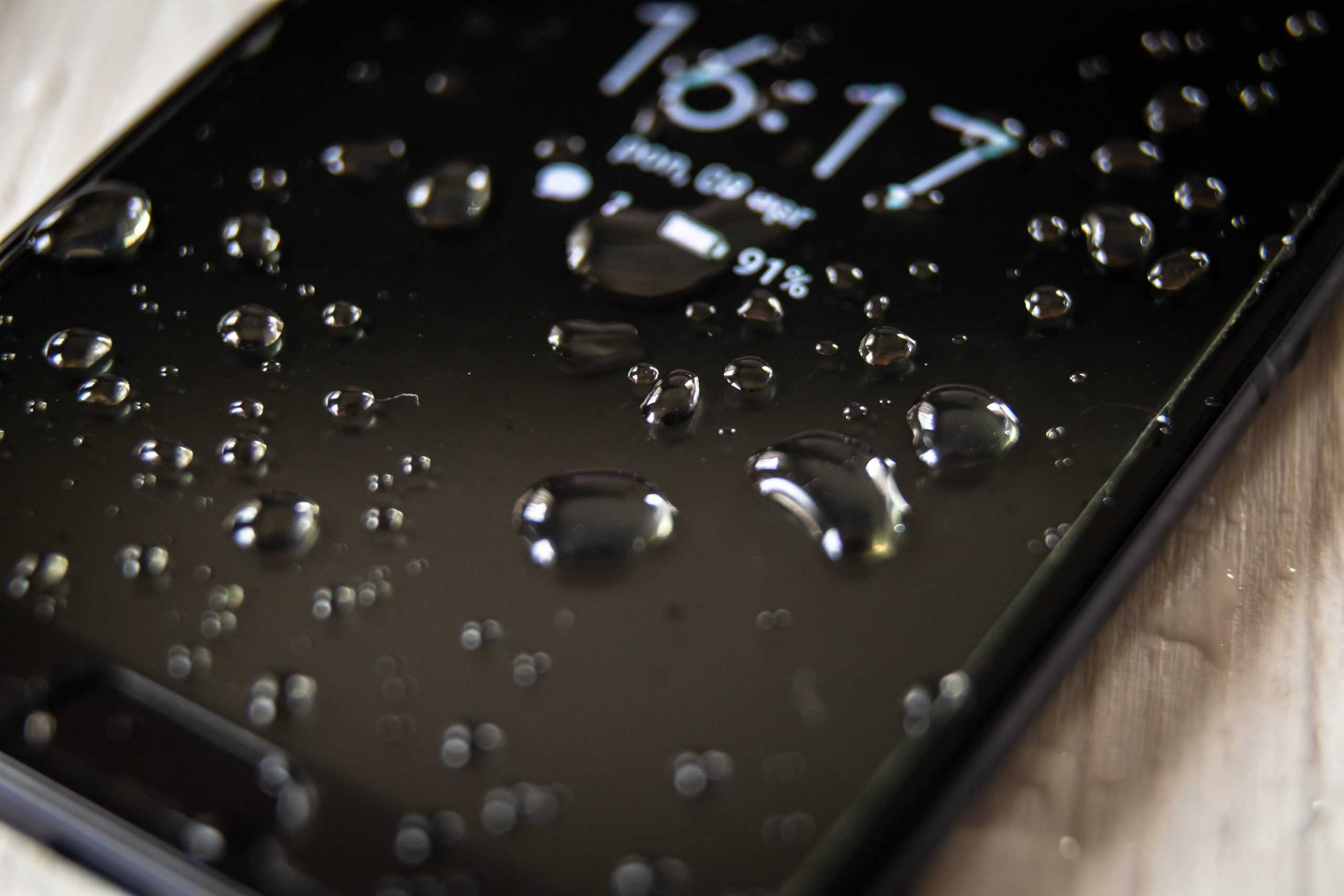 Is Your Smartphone Waterproof? Read What IP68 And IP67 Really Mean