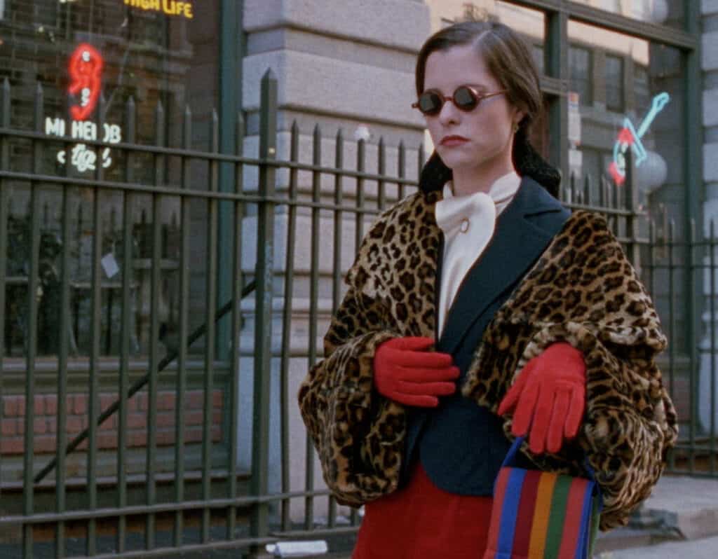 'Party Girl' (1995) Blu-Ray Review - Parker Posey Cements Herself As An ...